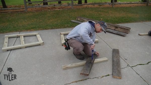DIY 2x4 Deer Stand with Box Blind for Deer Hunting - DIYTyler