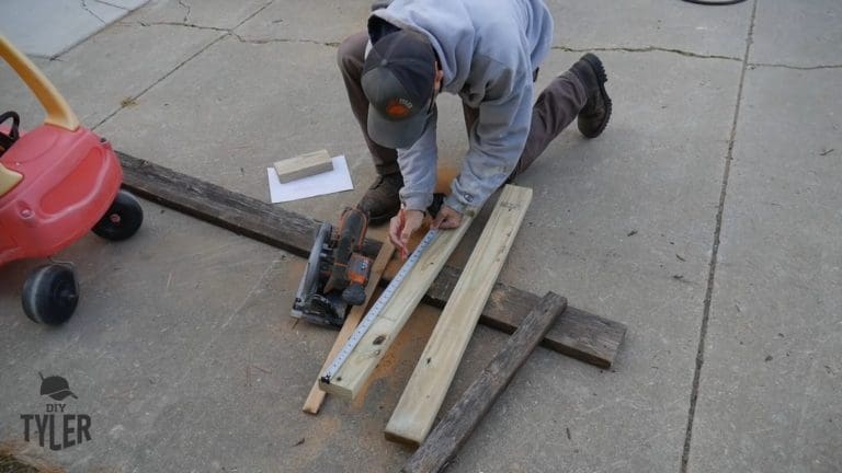 DIY 2x4 Deer Stand with Box Blind for Deer Hunting - DIYTyler